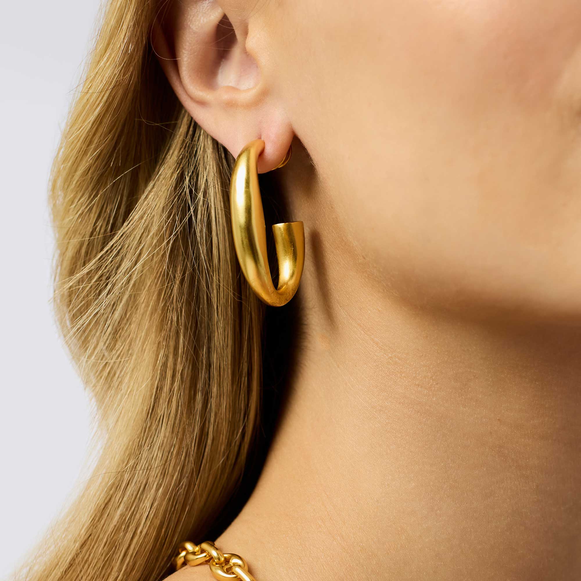 Laguna Gold Hoop | Julie Vos